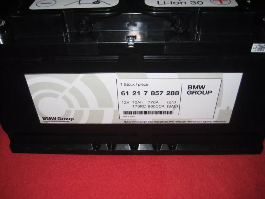 Originalna litij-ionska zaganjalna baterija BMW 61217857288