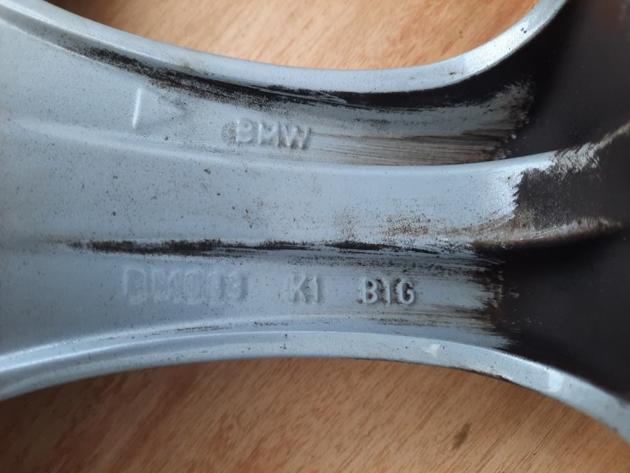 2x BMW style 230 original deljene
