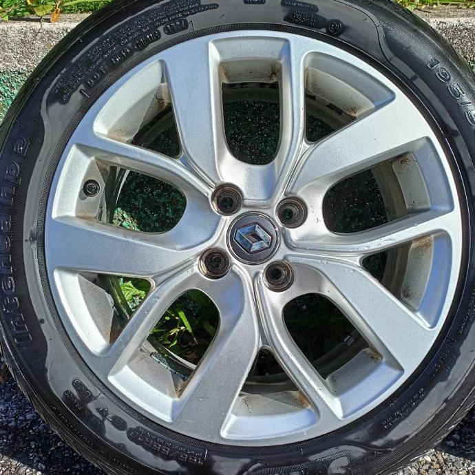 Alu platišča Celsium Renault Clio 4 6,5 x 16 ET44 403001392R