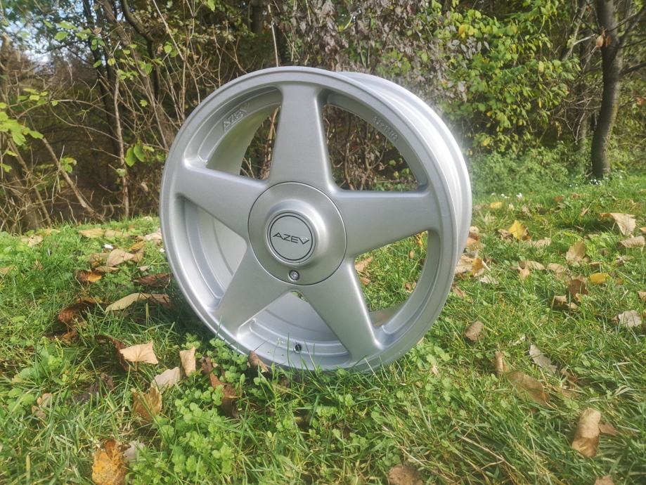 Azev A 17col 8j et 35 5x120 72.6mm