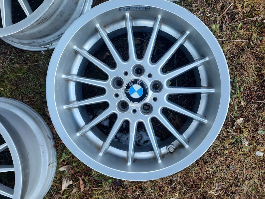 BMW style 32 8x18 1091990