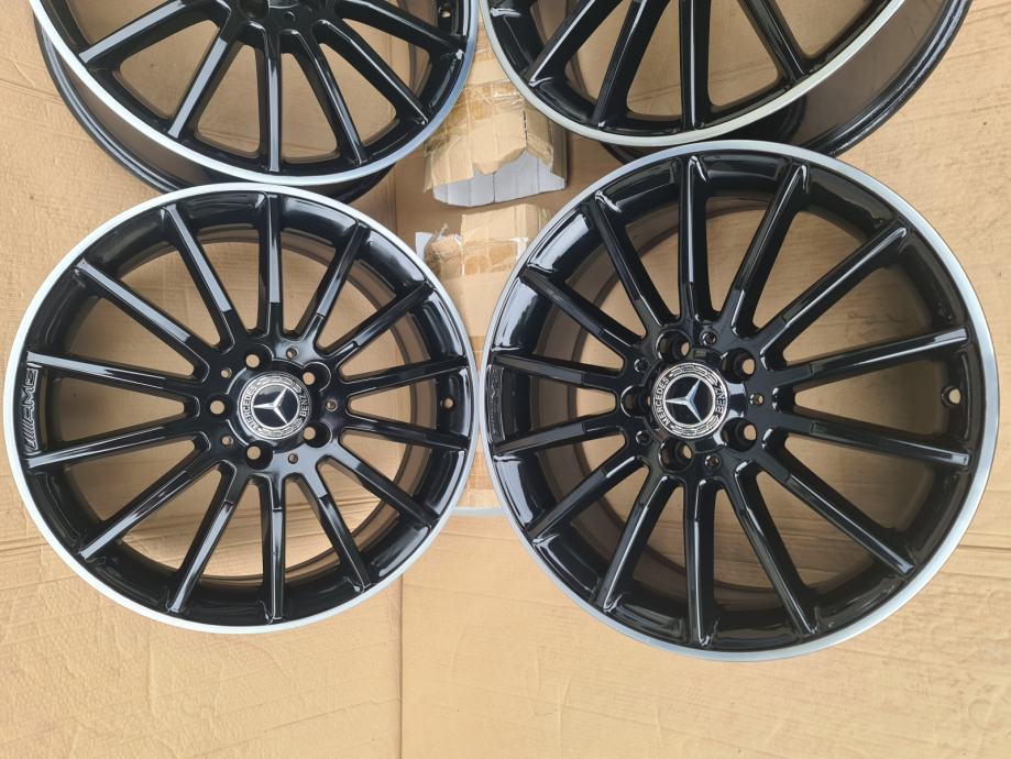 AMG Mercedes original 18 Alu: 7,5 x 18 ET52 - AMG A1764010200