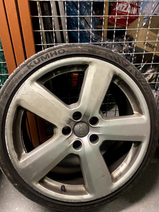 Platišča Audi Ronal 4E0601025AD 19 luknje 5x112, količina: 4