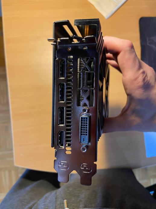 XFX grafična kartica Radeon RX 580 4GB GDDR5