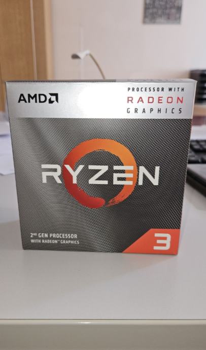 AMD RYZEN 3 3200G