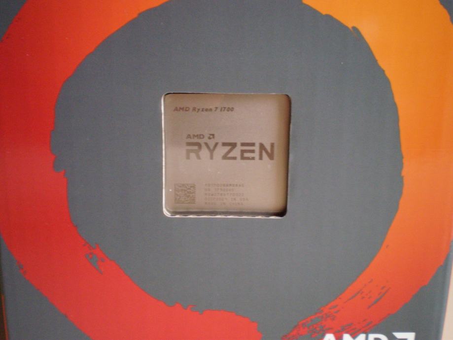 AMD Ryzen 7 1700 Socket AM4 box procesor