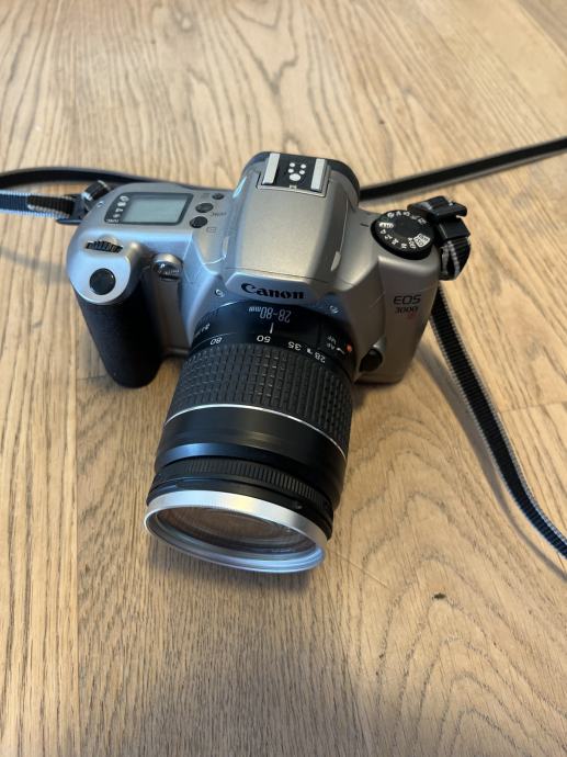 Canon eos 3000