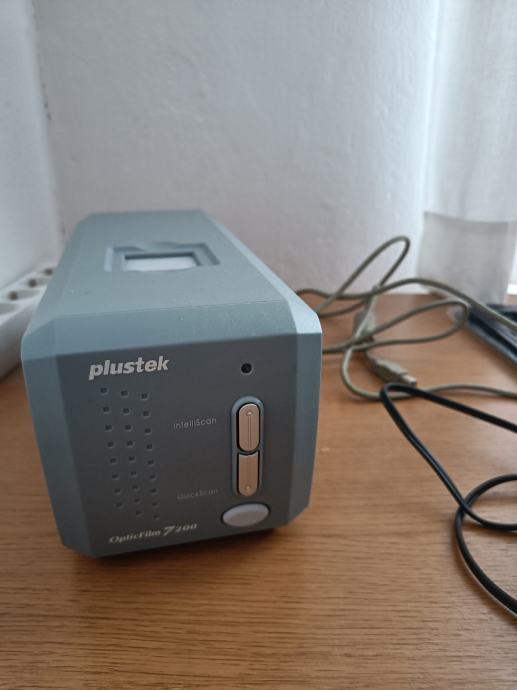Film Skener Plustek OpticFilm 7200