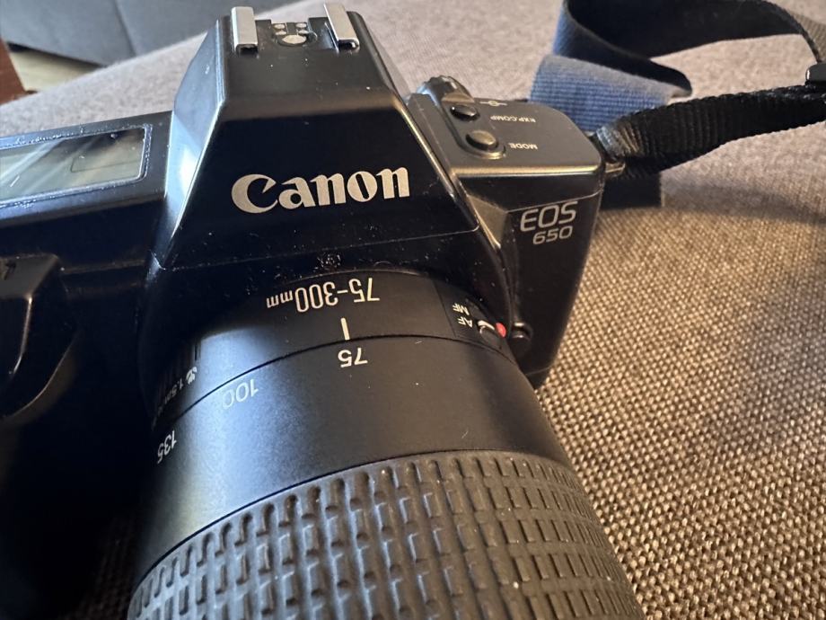 Fotoaparat Canon EOS 650