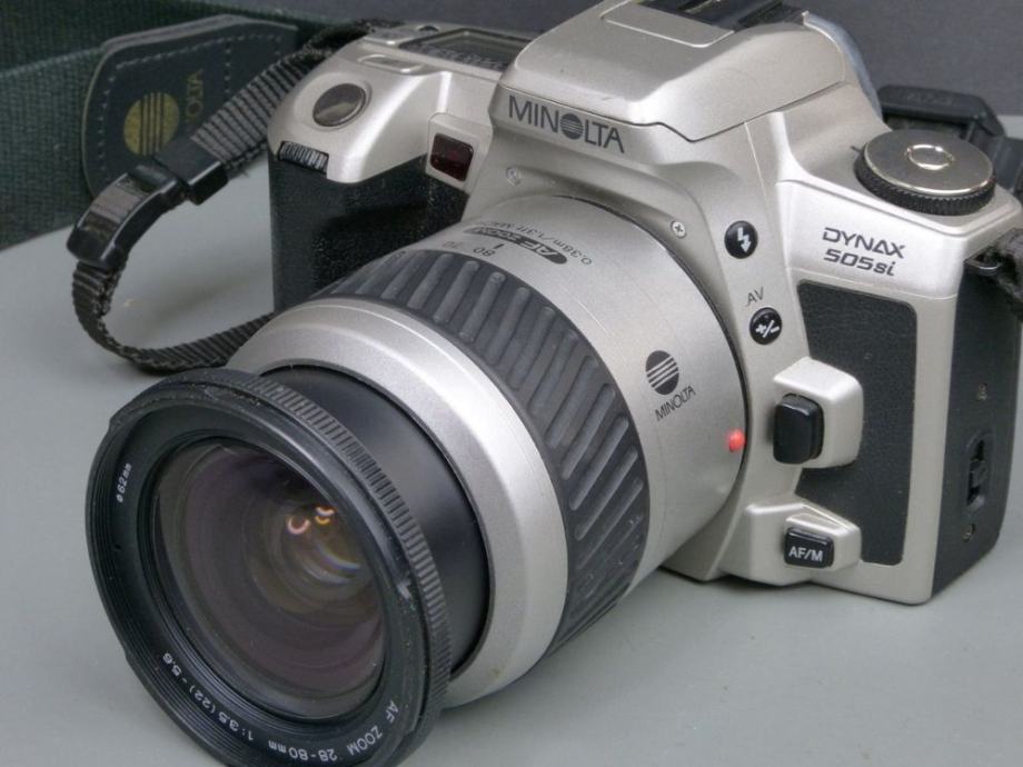 Minolta Dynax 505 si