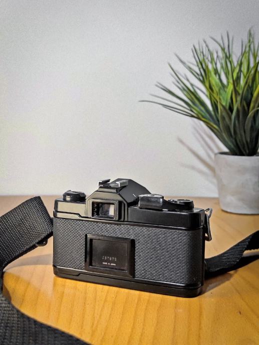 REVUEFLEX SD-1 analogni fotoaparat z opremo