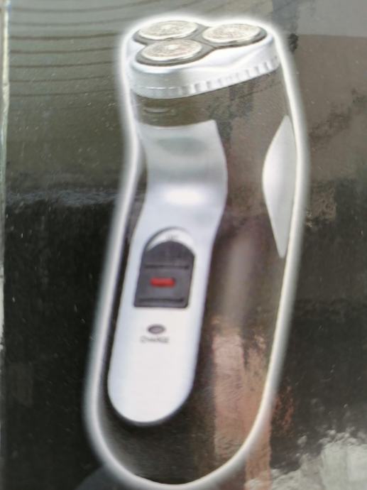 NOV brivski akumulatorski aparat PRINCESHAVE