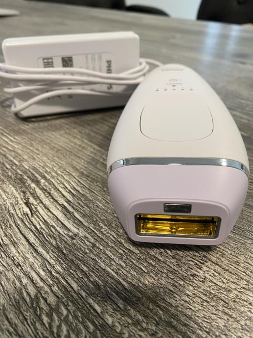 PHILIPS DEPILATOR - lumea essential LASERSKI