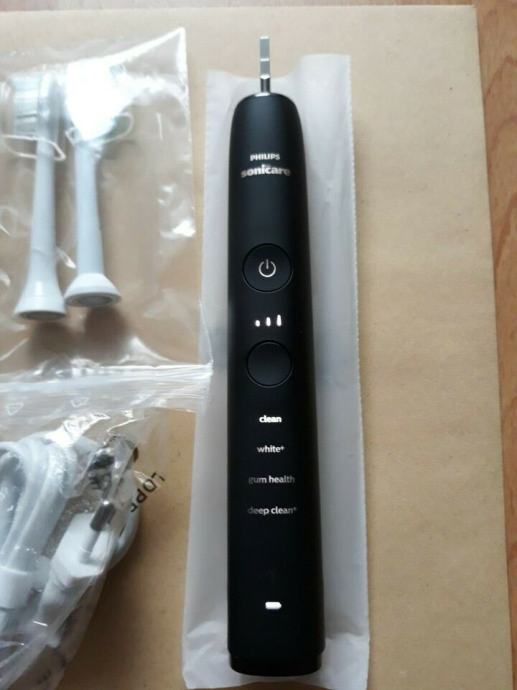 Philips Sonicare DiamondClean Smart 9000
