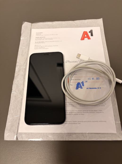 Apple Iphone 12 mini 128 GB črn, odlično ohranjen