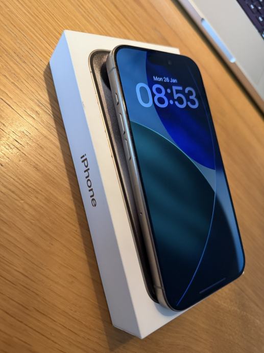 Apple iPhone 15 Pro 256GB Natural Titanium