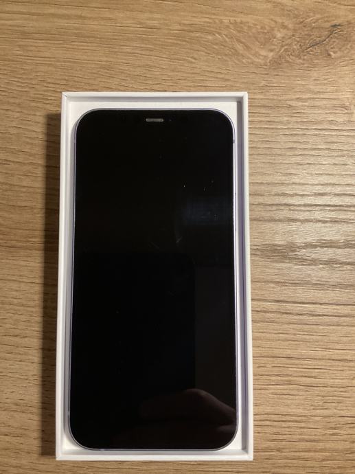 iPhone 12(lepo ohranjen)