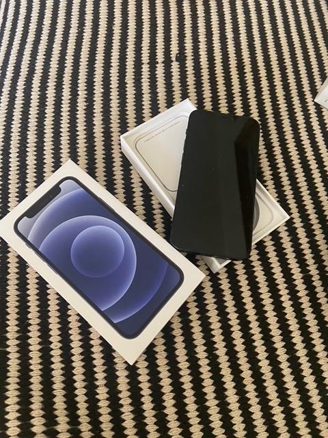 iPhone 12 mini - 2 telefona