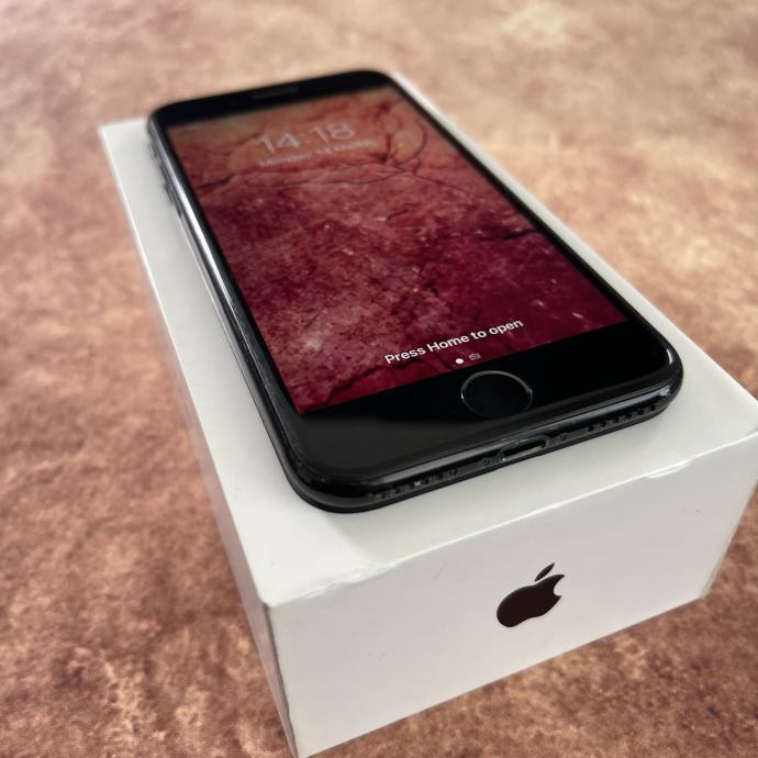 iPhone 7 32GB Jet Black