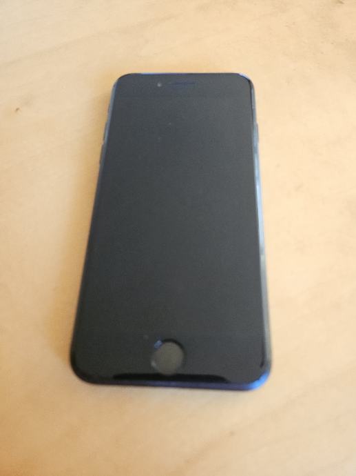 iPhone SE (2. generacija)