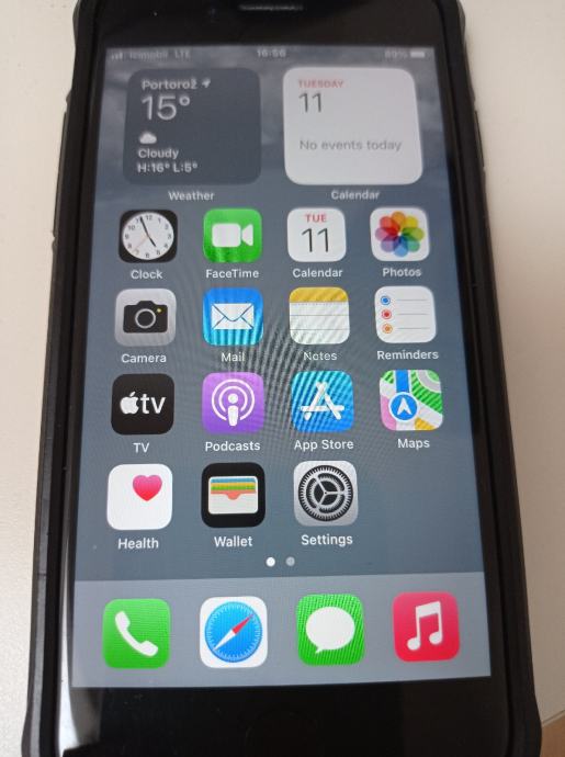 iPhone 128 GB