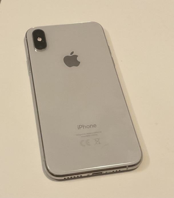 iPhone XS 64, Silver, odlično ohranjen