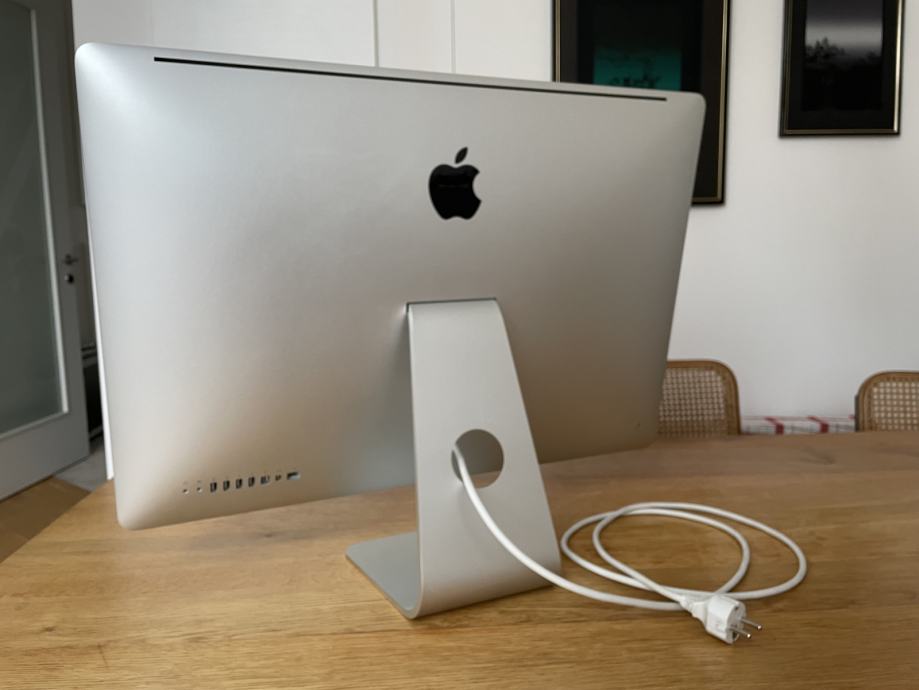 iMac (27-inch, Mid 2010)