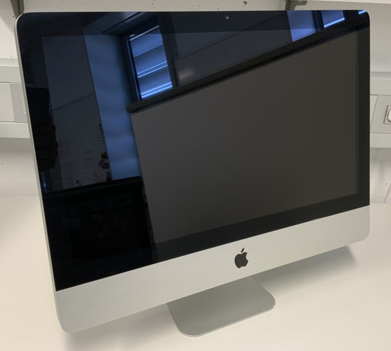 Računalnik Apple iMac 21.5, Mid 2010, macOS Monterey
