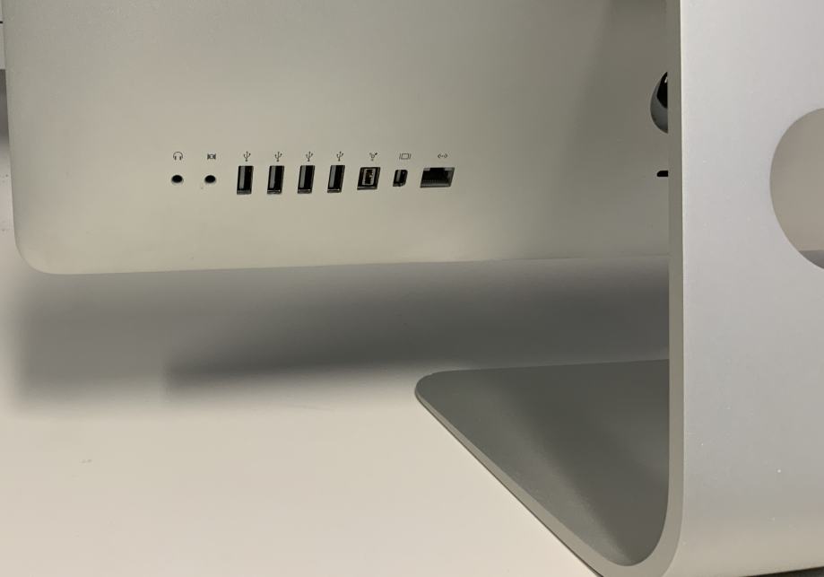 Računalnik Apple iMac 21.5, Mid 2010, macOS Monterey