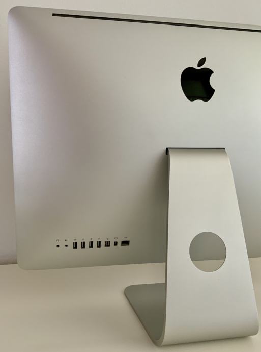 Računalnik Apple iMac 21.5, Mid 2010, macOS Monterey, AMD M5100