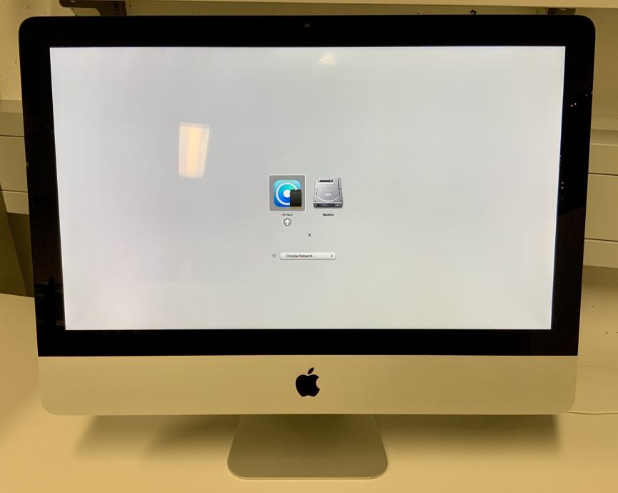 Računalnik Apple iMac 21.5, Mid 2011, macOS Monterey, AMD WX4150