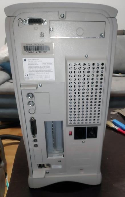 Retro računalnik Apple Mac Macintosh Performa 6400/180 pravilno! M3548
