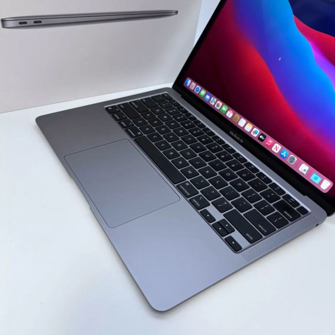 13-palčni MacBook Air - Space Grey - M1, 16 GB RAM, 512 GB SSD