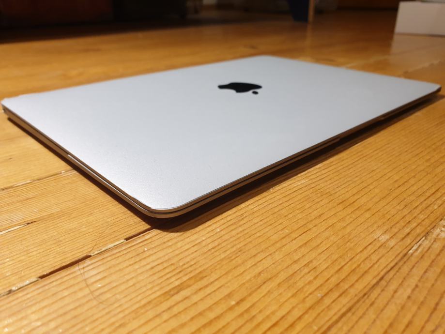 Apple Macbook 12 Silver 8GB Ram 256GB NOVA BATERIJA! Prenosnik