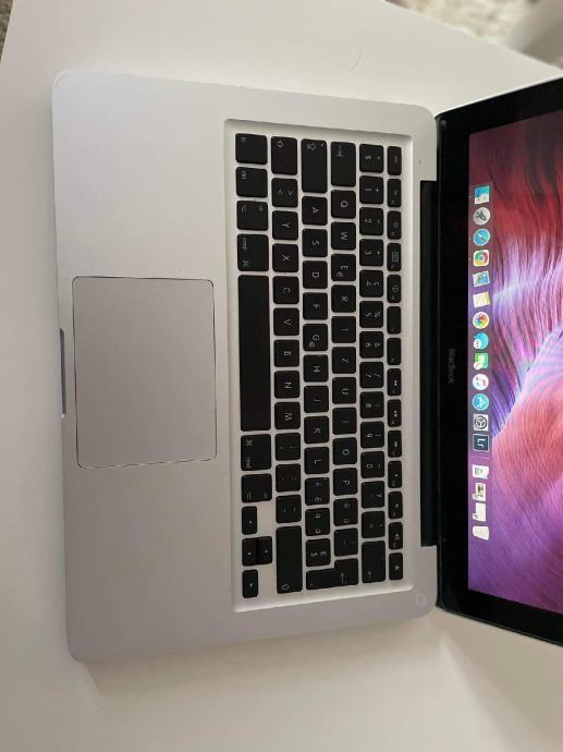 Apple MacBook 2008 Late Aluminum 8GB RAM