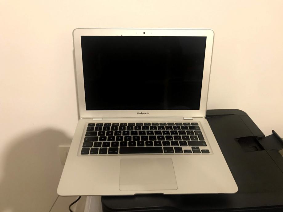 Apple MacBook Air 13 Mid 2009