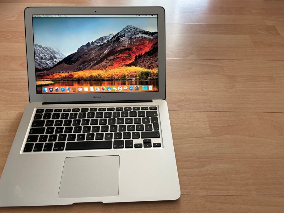 Apple MacBook AIR, model A1369