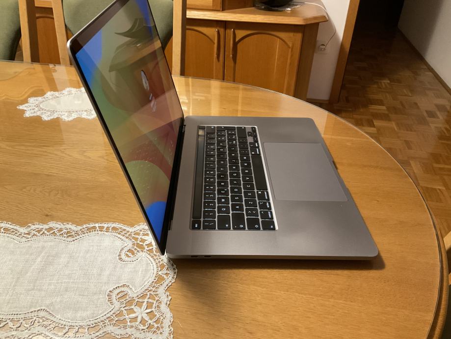 Apple MacBook Pro 16 2019 64GB
