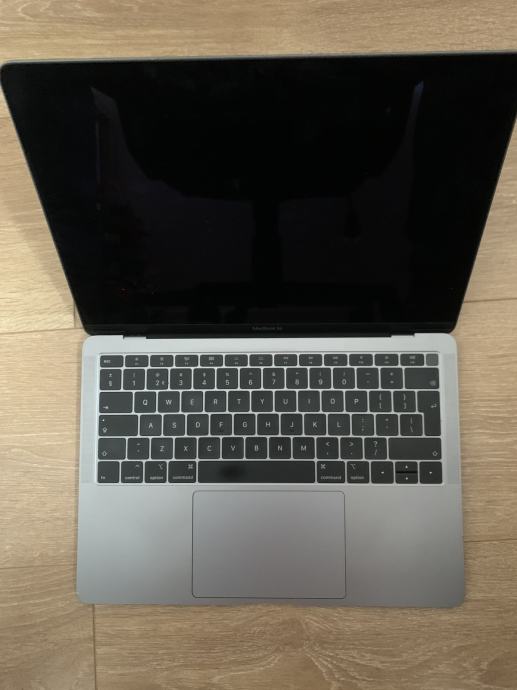 MacBook Air 13 (True Tone, 2019)