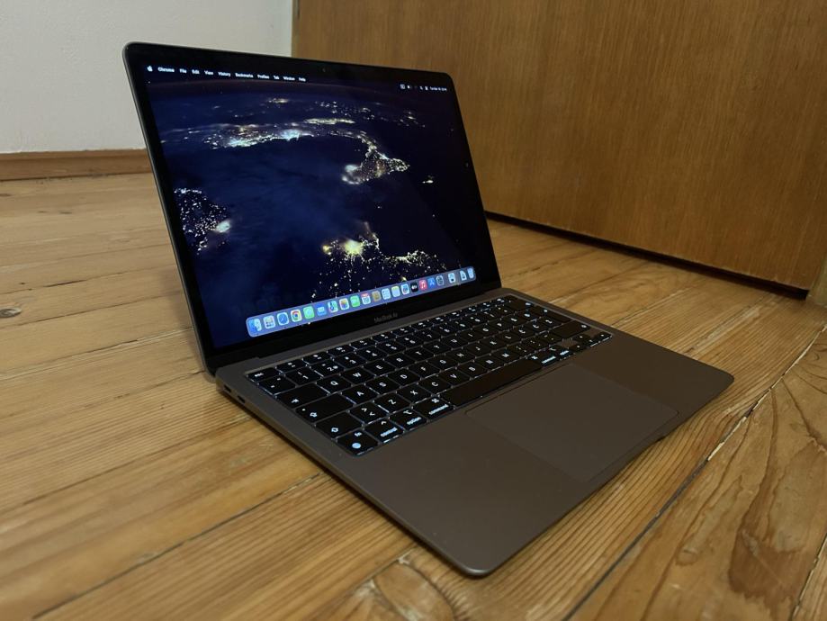 Macbook Air M1, 8GB, 256GB KOT NOV! + Magic Mouse