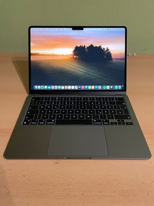 MacBook M2 16 RAM/ 512 SSD