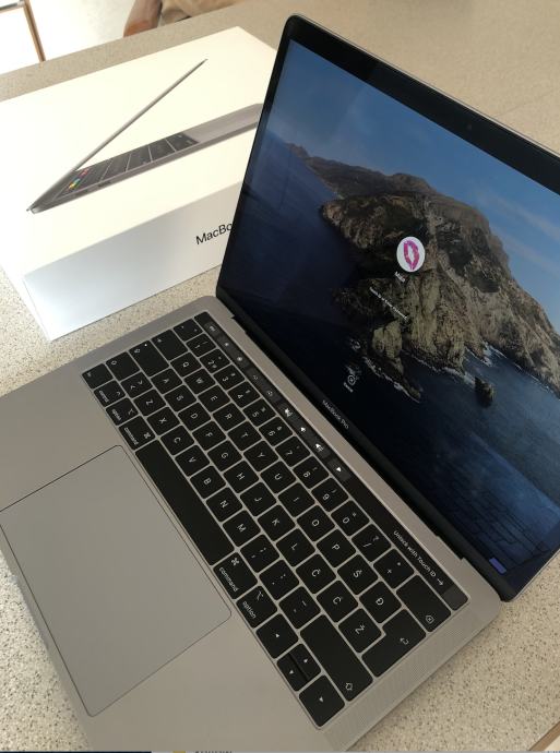 MacBook Pro 13-inch Touch Bar, 2019 + Apple Magic Mouse