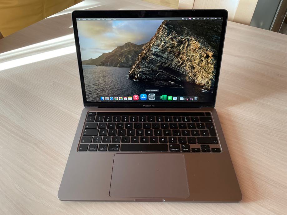 MacBook Pro 13, space grey, 2020
