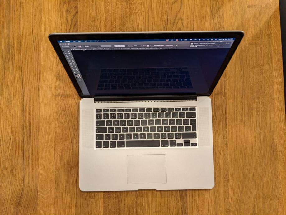 Macbook Pro 15 mid 2014 - 2,5Ghz i7/ 500gb SSD/ 16gb/ Nvidia GT 750M