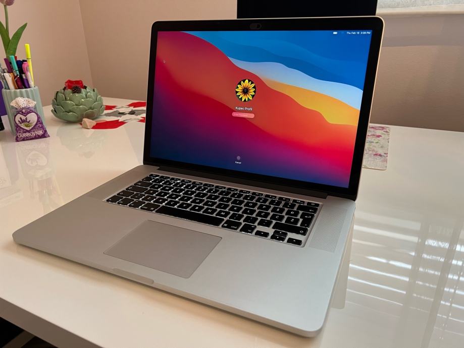 MACBOOK PRO 15 Mid 2015 Retina