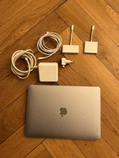 MacBook Pro M1 2TB