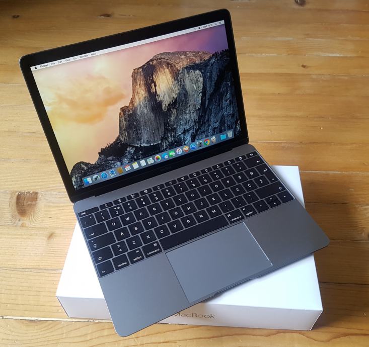 Prenosni računalnik Apple Macbook 12 Silver 8GB Ram 256GB KOT NOV!