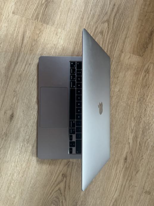 Prenosnik APPLE MACBOOK AIR 13