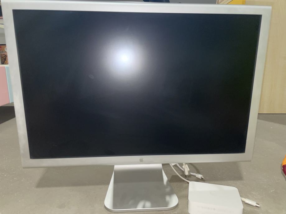 Prodam Apple Mac book pro + Apple prenosnik