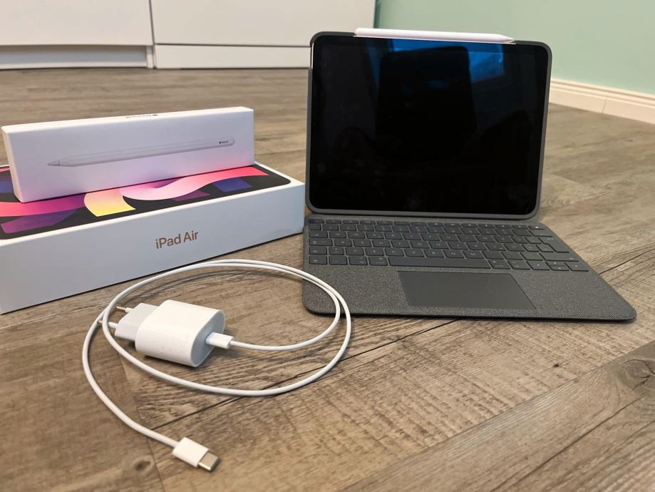 Apple iPad Air 4 v roza barvi, Wi-Fi, 256 GB